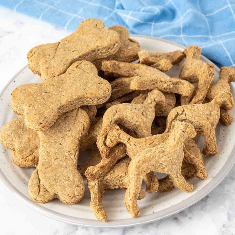 Homemade Peanut Butter Banana Dog Treats