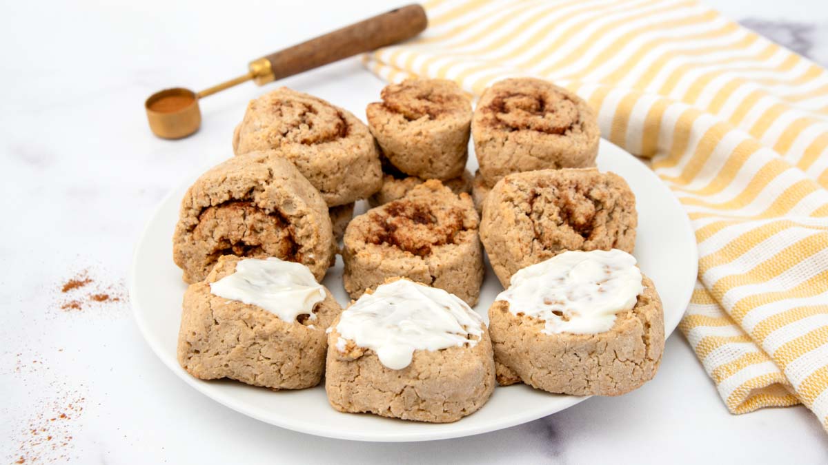 Cinnamon Roll Dog Treats