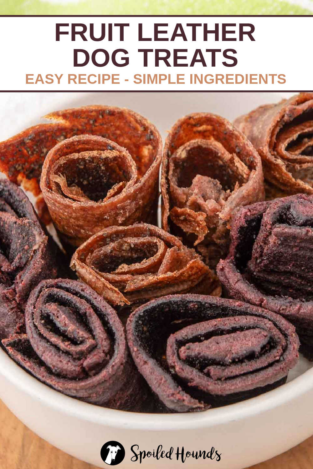DIY Fruit Leather Dog Treats (Homemade Fruit Roll Ups for Dogs)